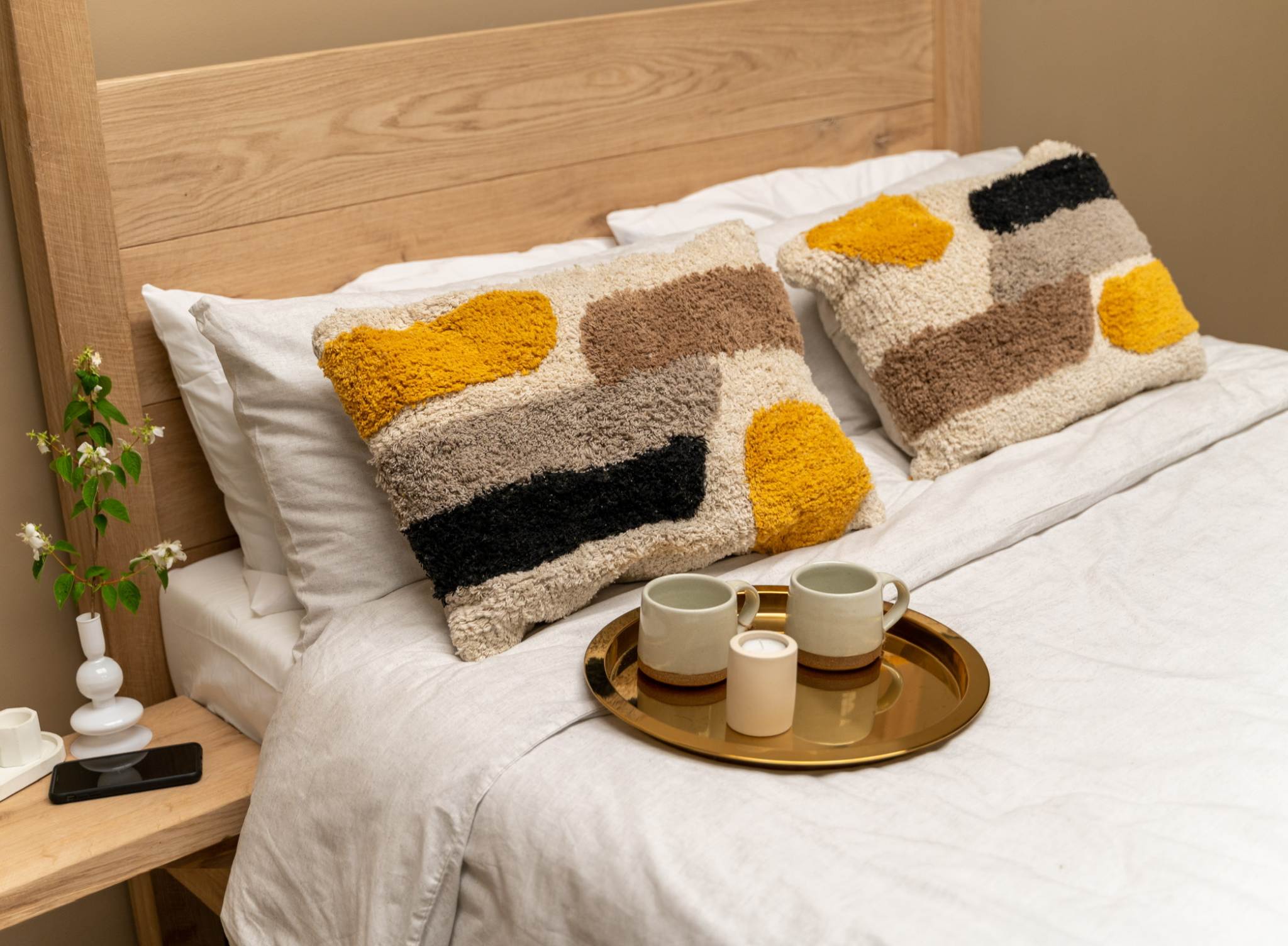 The Ultimate Guide to Choosing a Solid Wood Bed: Tips and Tricks – Willen Rose