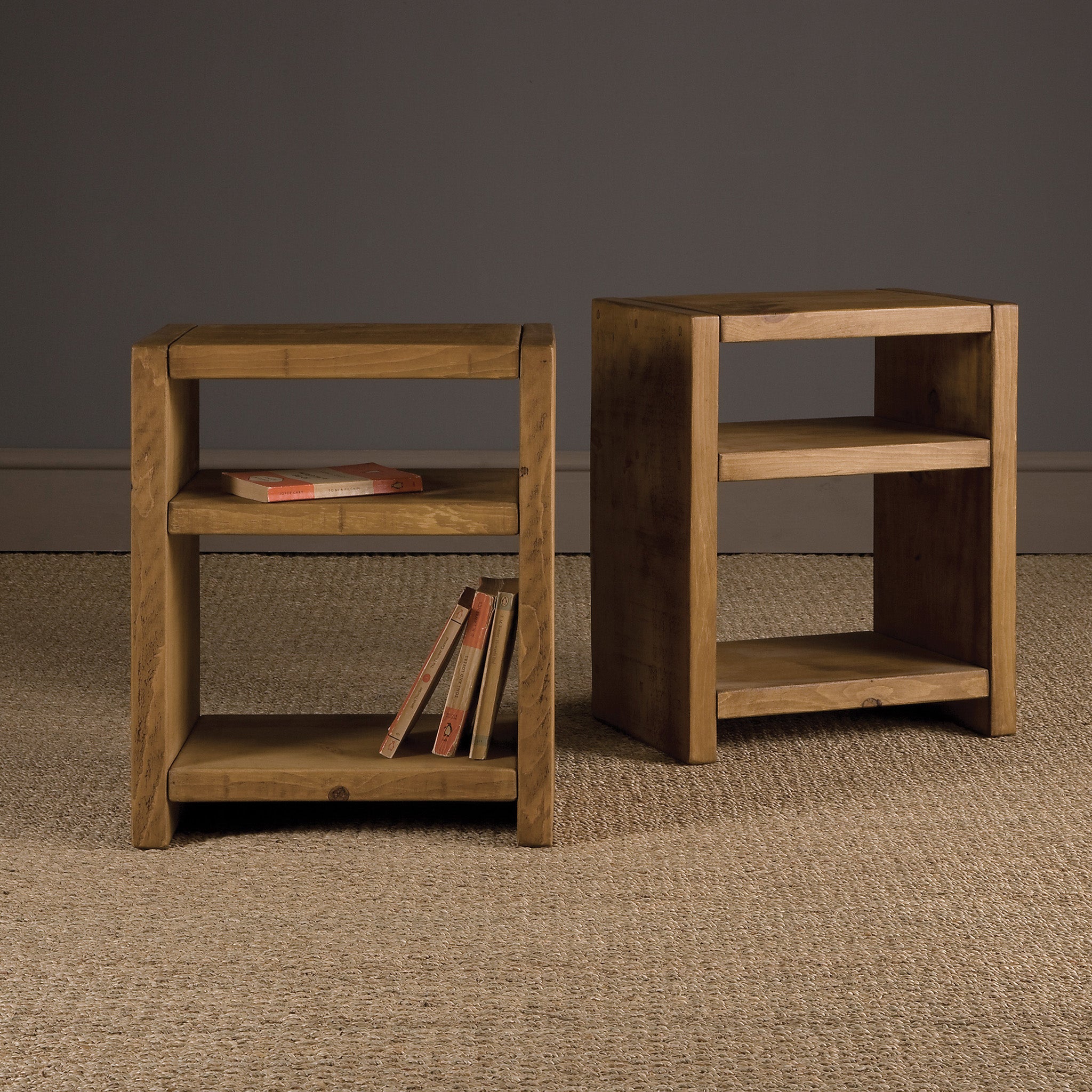 Solid Wood Bedside – Willen Rose