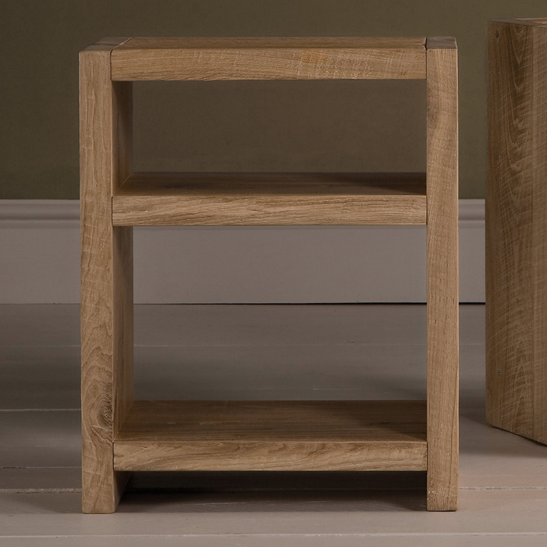 Oak Bedside – Willen Rose